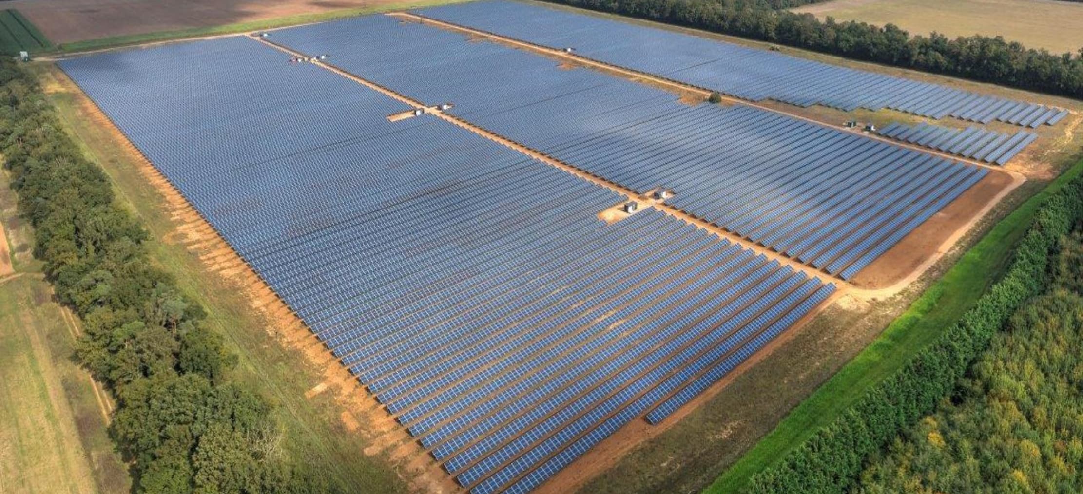 Low carbon solar park - Goldbeck Solar GmbH