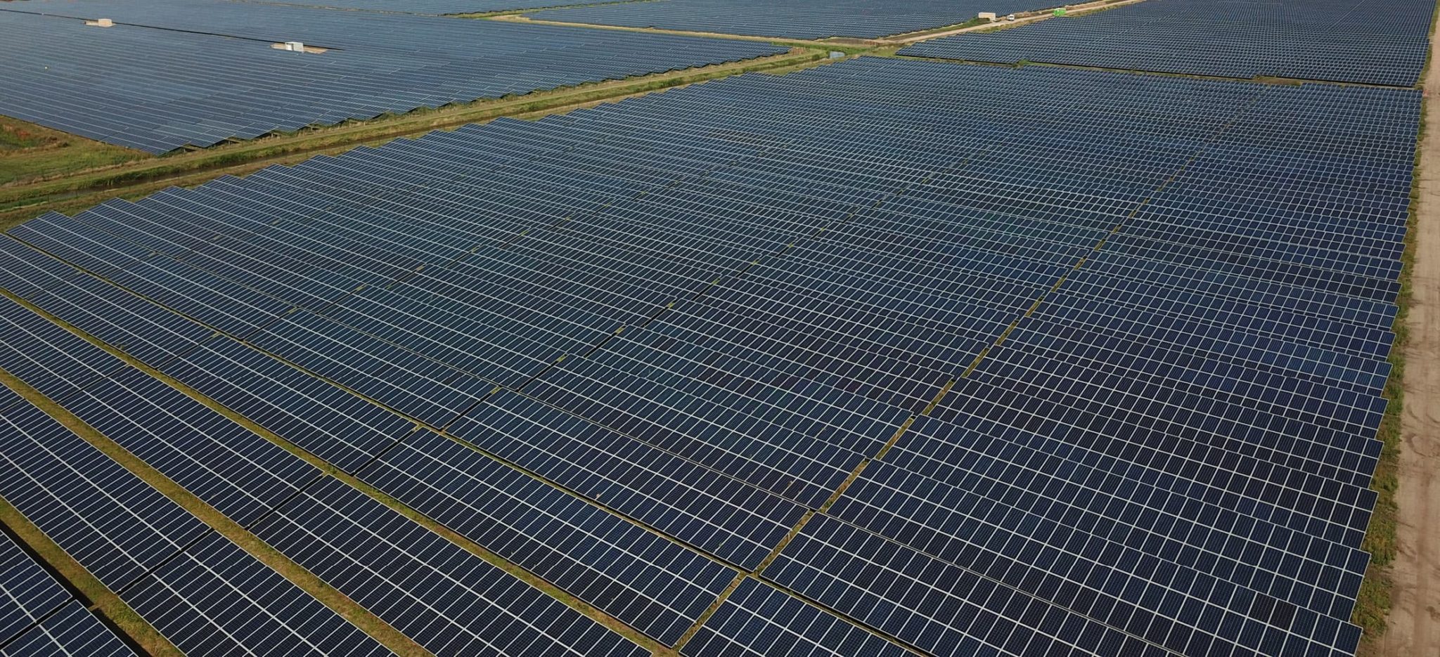 Industrial solar parks - GOLDBECK SOLAR